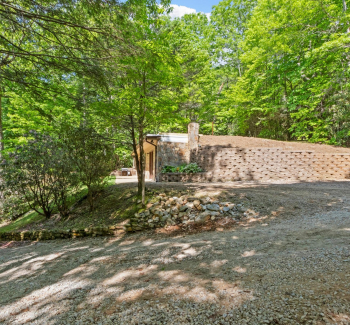 Earth-Sheltered Berm Home - Unique Homes