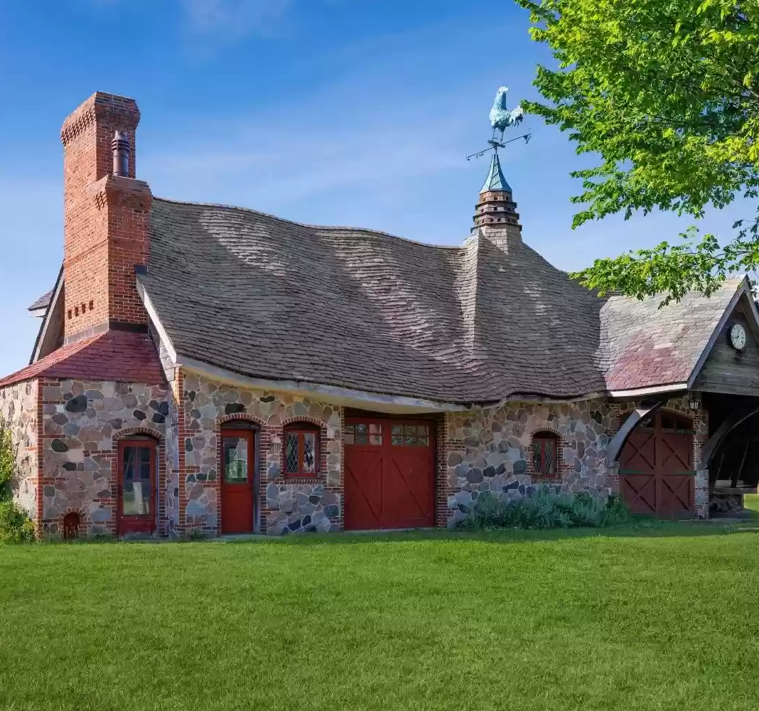 Cockstone Cottage - 42 Acres - Special Finds - Unique Homes